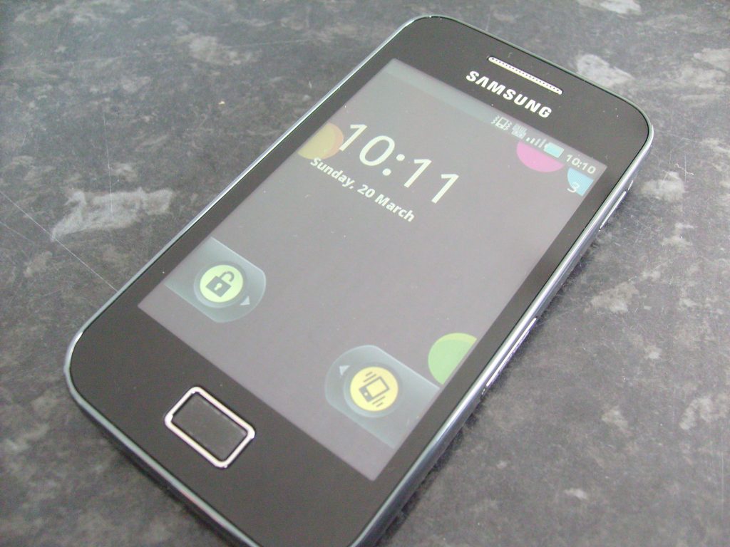 Samsung Galaxy Ace Review - Coolsmartphone
