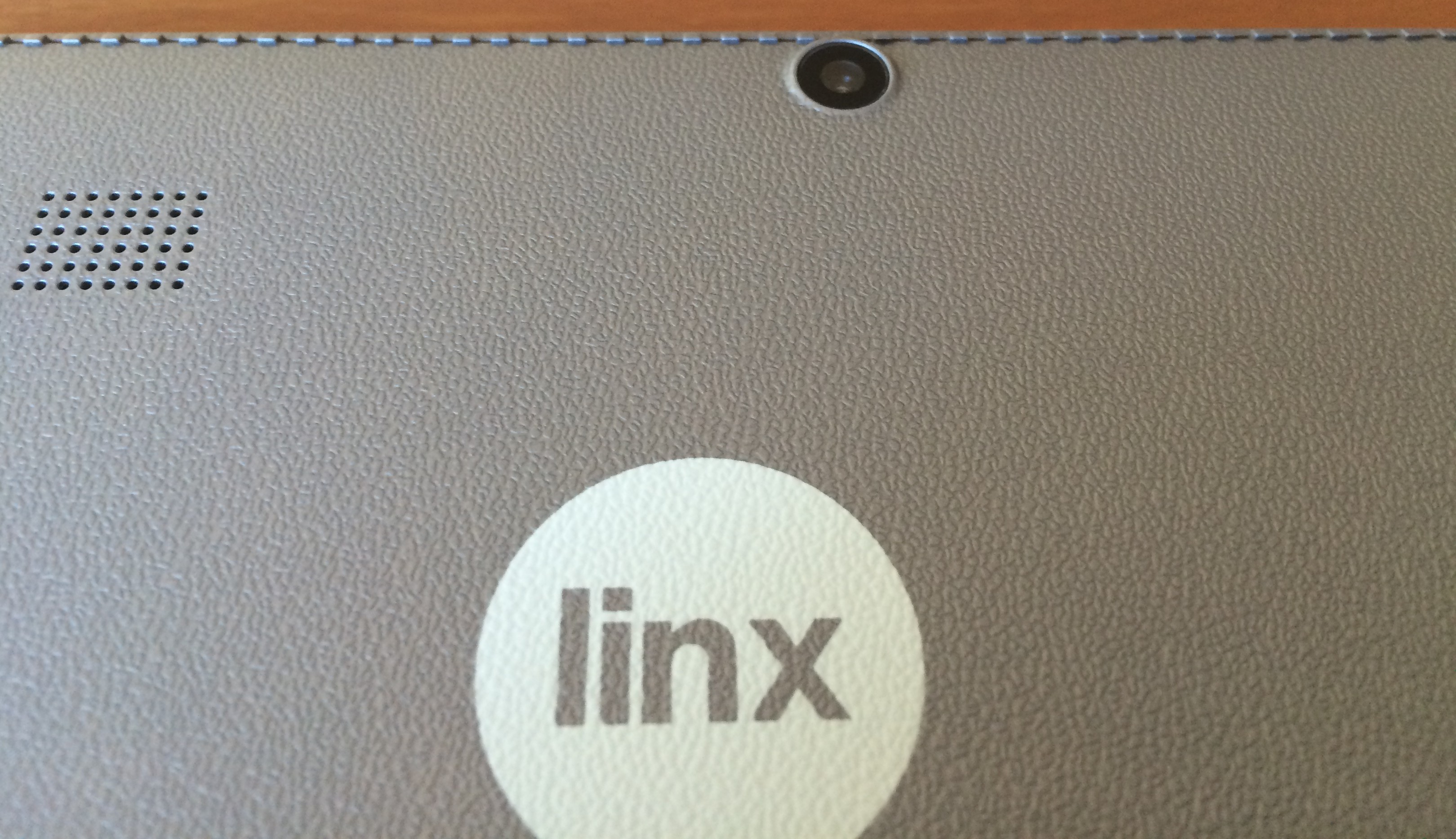 Linx 1010 Leather Edition - The Review - Coolsmartphone